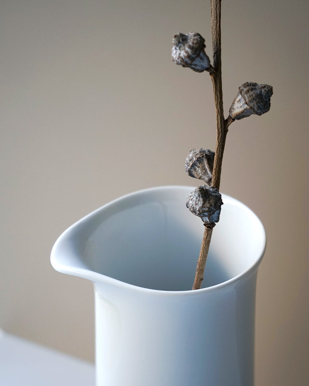 TIDE Porcelain Jug - Anna Badur